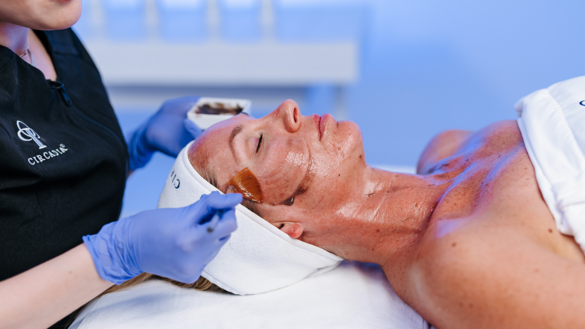 Chocolate Covered Berry Facial - Valentine’s Signature Specialty Treat ...