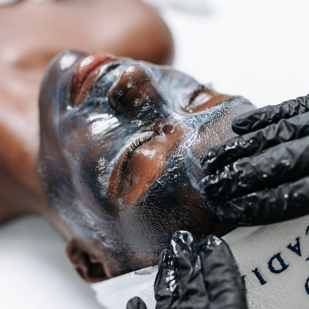 Charcoal Milk Clarifying Mask | Circadia-Samena.com